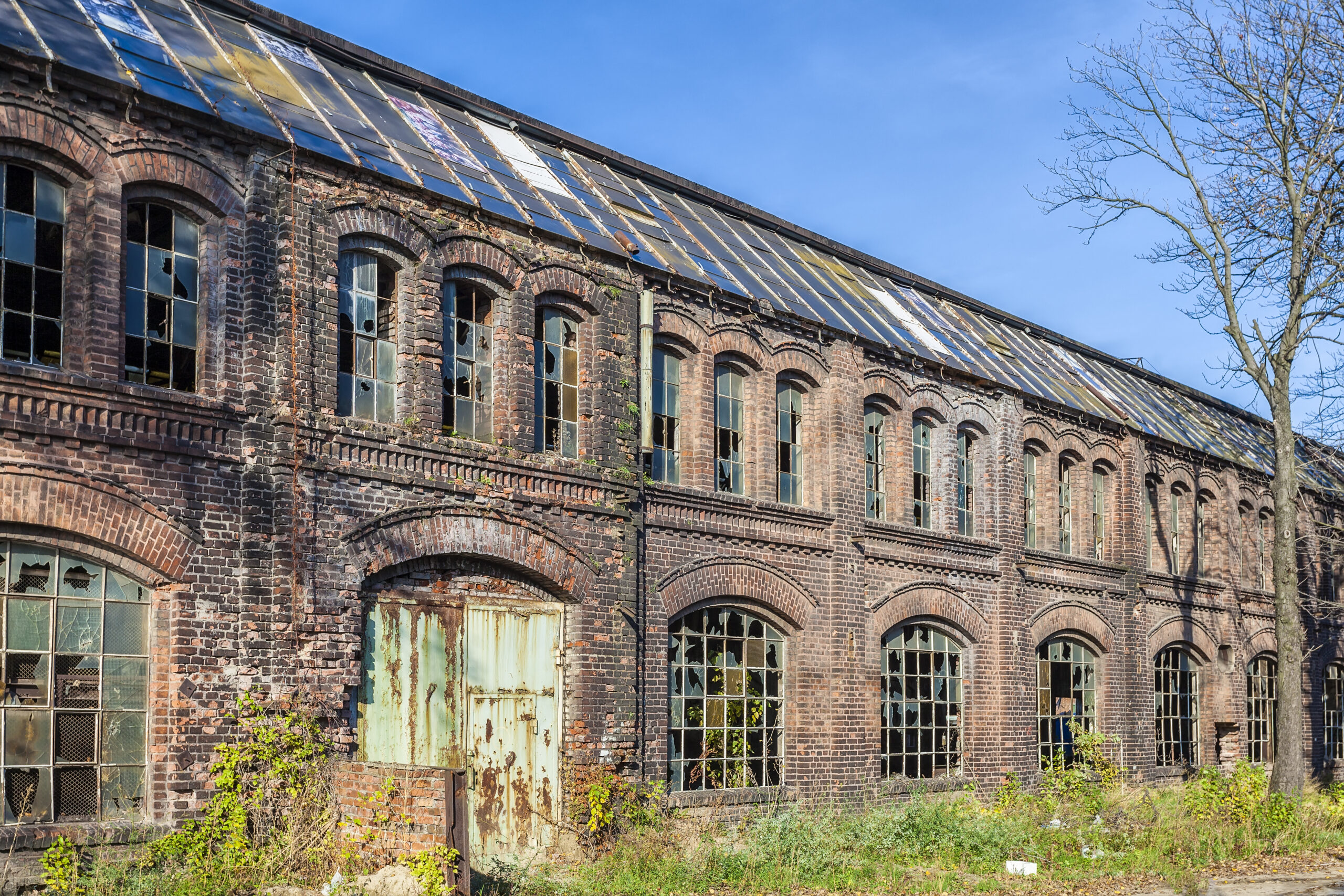 Destroyed, the historic factory hall - CTL Engineering